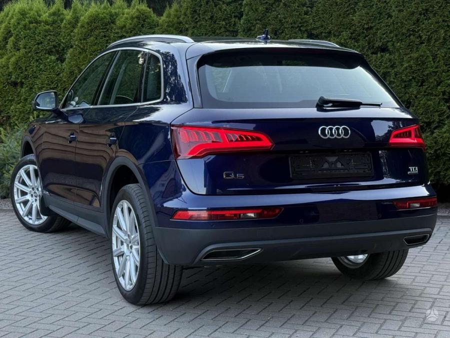 Blue Audi Q5 2017 in Jonava, with an engine capacity of 1.97 L and mileage of 226 thousand km for 18700 €, photo 11 on AUTOMOTO.COM.LV