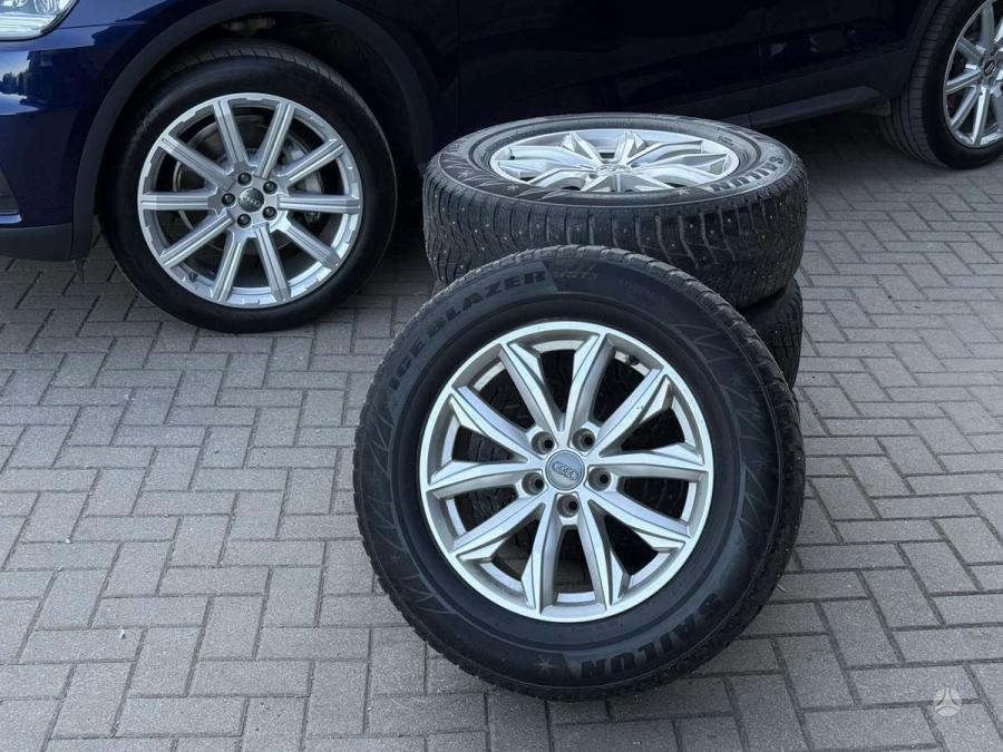 Blue Audi Q5 2017 in Jonava, with an engine capacity of 1.97 L and mileage of 226 thousand km for 18700 €, photo 36 on AUTOMOTO.COM.LV