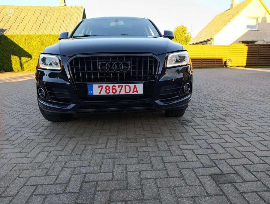 Blue Audi Q5 2017 in Plunge, with an engine capacity of 1.98 L and mileage of 195 thousand km for 12700 €, photo 3 on AUTOMOTO.COM.LV