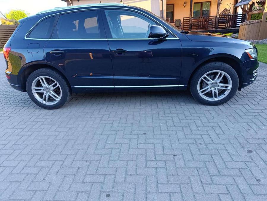 Blue Audi Q5 2017 in Plunge, with an engine capacity of 1.98 L and mileage of 195 thousand km for 12700 €, photo 11 on AUTOMOTO.COM.LV