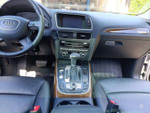 Blue Audi Q5 2017 in Plunge, with an engine capacity of 1.98 L and mileage of 195 thousand km for 12700 €, photo 16 on AUTOMOTO.COM.LV