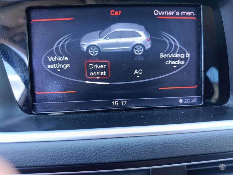 Blue Audi Q5 2017 in Plunge, with an engine capacity of 1.98 L and mileage of 195 thousand km for 12700 €, photo 19 on AUTOMOTO.COM.LV