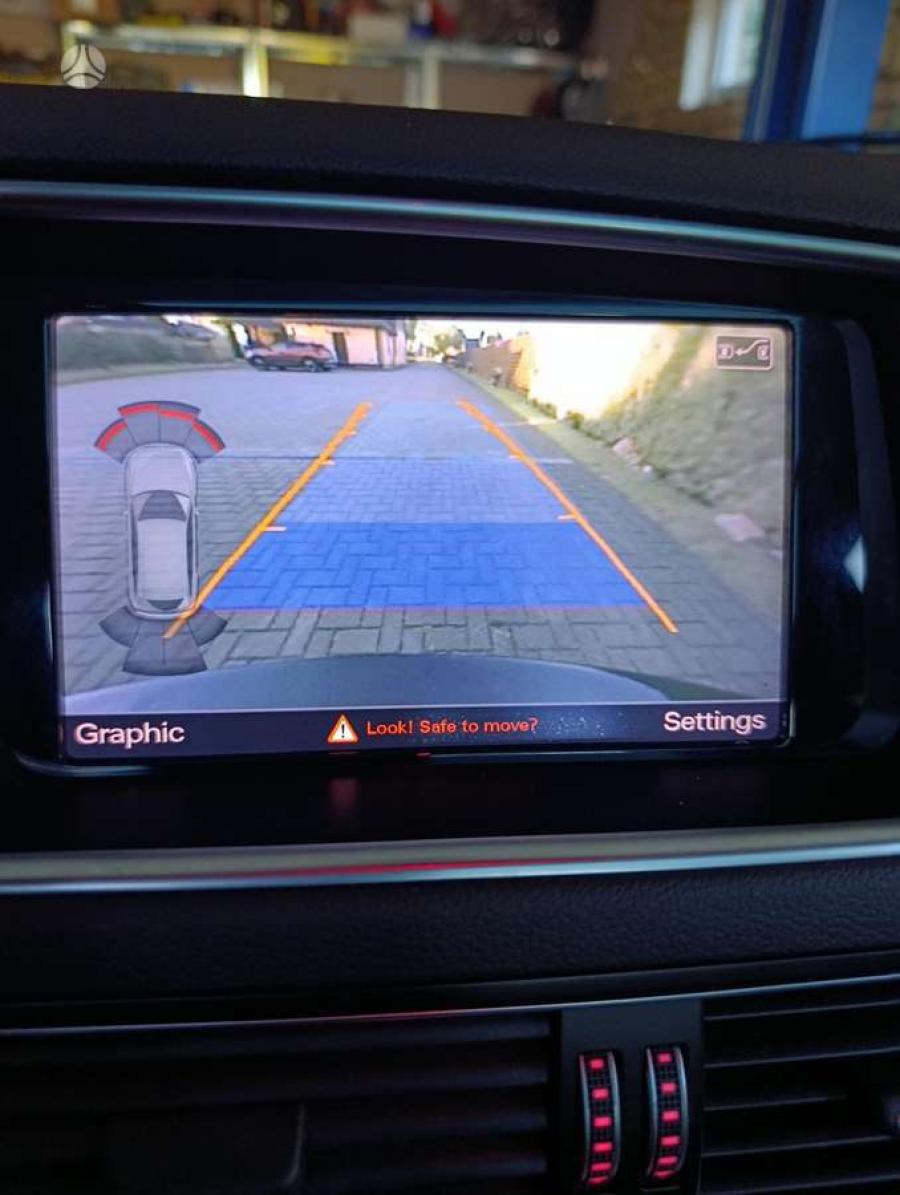 Blue Audi Q5 2017 in Plunge, with an engine capacity of 1.98 L and mileage of 195 thousand km for 12700 €, photo 20 on AUTOMOTO.COM.LV