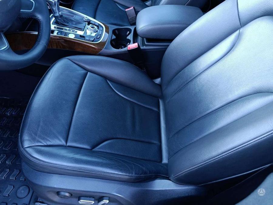 Blue Audi Q5 2017 in Plunge, with an engine capacity of 1.98 L and mileage of 195 thousand km for 12700 €, photo 22 on AUTOMOTO.COM.LV