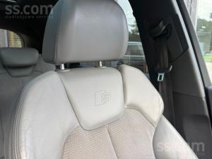 Blue Audi Q5 2017 in Riga, with an engine capacity of 2.00 L and mileage of 257 thousand km for 18500 €, photo 19 on AUTOMOTO.COM.LV