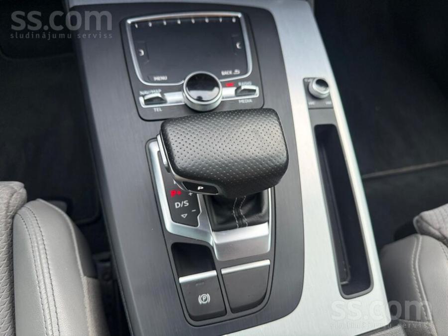 Blue Audi Q5 2017 in Riga, with an engine capacity of 2.00 L and mileage of 257 thousand km for 18500 €, photo 23 on AUTOMOTO.COM.LV