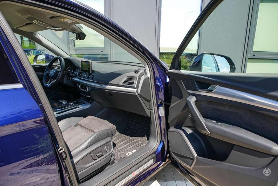 Zils Audi Q5 2017 Kauņa, ar dzinēja tilpumu 1.97 L un nobraukumu 150 tūkst. km par 24450 €, foto 38 vietnē AUTOMOTO.COM.LV