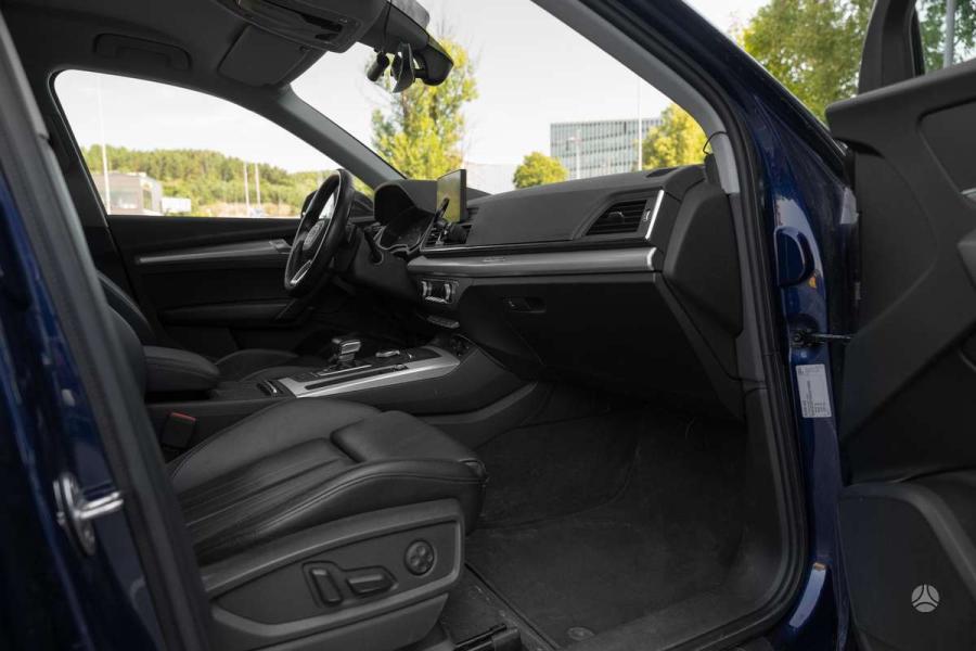 Zils Audi Q5 2017 Viļņa, ar dzinēja tilpumu 2.00 L un nobraukumu 128 tūkst. km par 20950 €, foto 17 vietnē AUTOMOTO.COM.LV