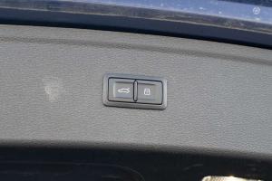 Zils Audi Q5 2017 Viļņa, ar dzinēja tilpumu 2.00 L un nobraukumu 128 tūkst. km par 20950 €, foto 19 vietnē AUTOMOTO.COM.LV