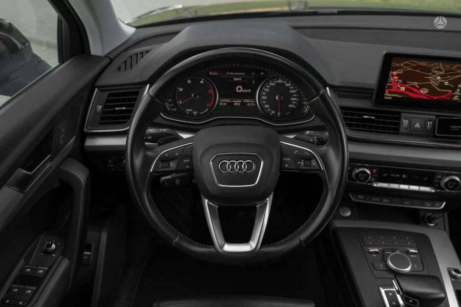 Zils Audi Q5 2017 Viļņa, ar dzinēja tilpumu 2.00 L un nobraukumu 128 tūkst. km par 20950 €, foto 20 vietnē AUTOMOTO.COM.LV