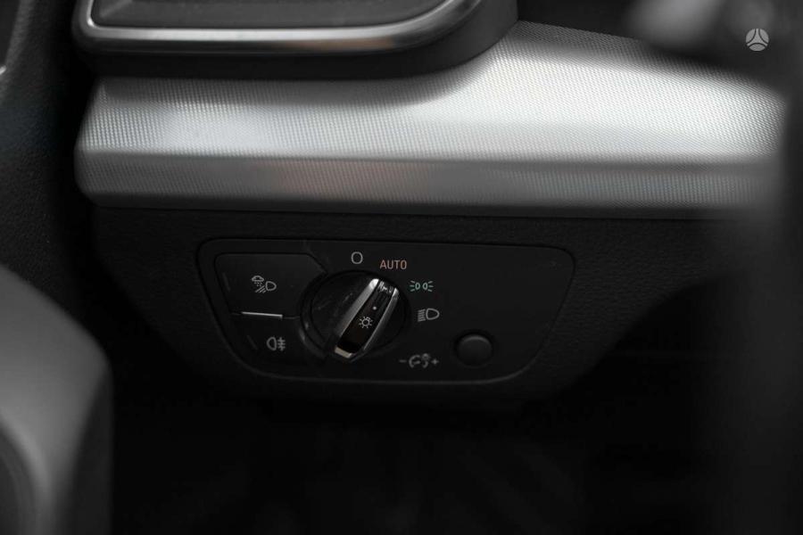 Zils Audi Q5 2017 Viļņa, ar dzinēja tilpumu 2.00 L un nobraukumu 128 tūkst. km par 20950 €, foto 29 vietnē AUTOMOTO.COM.LV