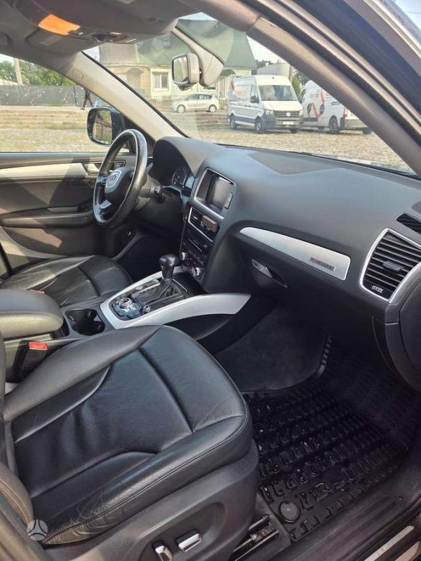 Blue Audi Q5 2017 in Kaunas, with an engine capacity of 1.99 L and mileage of 158 thousand km for 16500 €, photo 7 on AUTOMOTO.COM.LV