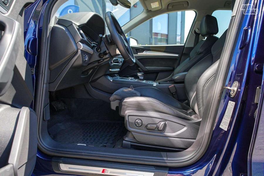 Blue Audi Q5 2017 in Kaunas, with an engine capacity of 2.00 L and mileage of 150 thousand km for 24450 €, photo 24 on AUTOMOTO.COM.LV