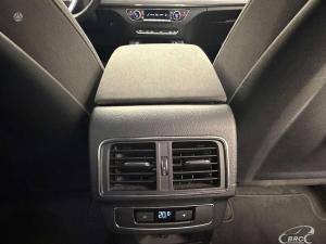 Blue Audi Q5 2017 in Vilnius, with an engine capacity of 1.97 L and mileage of 153 thousand km for 17900 €, photo 16 on AUTOMOTO.COM.LV