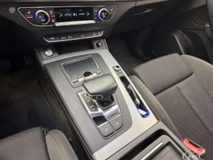 Blue Audi Q5 2017 in Vilnius, with an engine capacity of 1.97 L and mileage of 153 thousand km for 17900 €, photo 31 on AUTOMOTO.COM.LV
