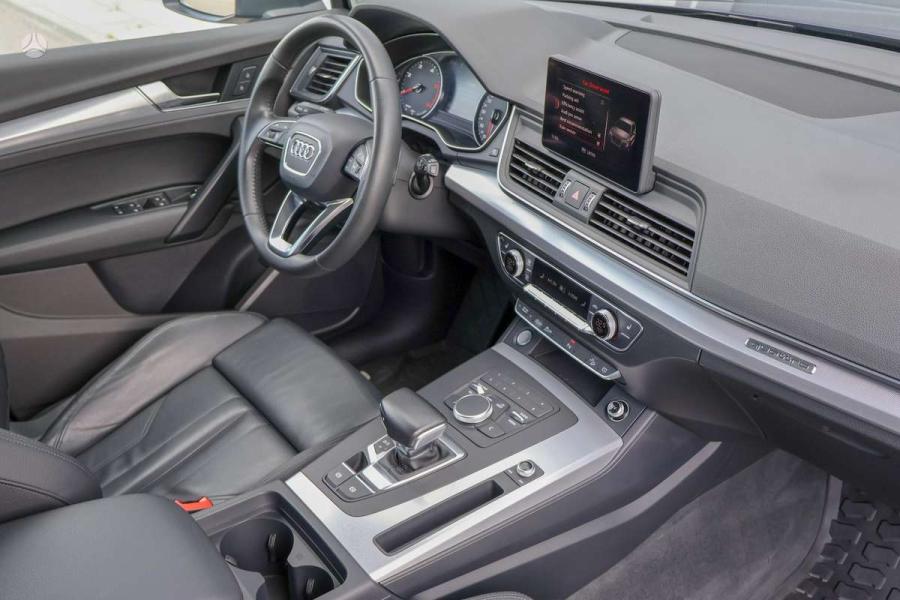 Blue Audi Q5 2017 in Kaunas, with an engine capacity of 1.97 L and mileage of 240 thousand km for 20999 €, photo 27 on AUTOMOTO.COM.LV