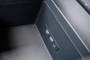 Blue Audi Q5 2017 in Kaunas, with an engine capacity of 1.97 L and mileage of 240 thousand km for 20999 €, photo 32 on AUTOMOTO.COM.LV