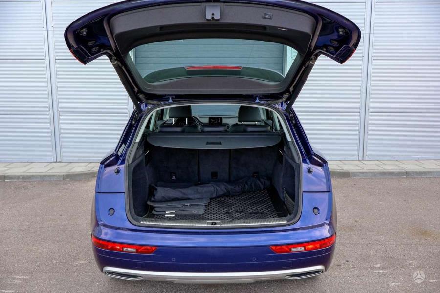 Blue Audi Q5 2017 in Kaunas, with an engine capacity of 1.97 L and mileage of 240 thousand km for 20999 €, photo 49 on AUTOMOTO.COM.LV