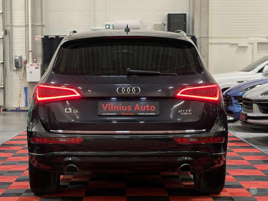 Blue Audi Q5 2017 in Vilnius, with an engine capacity of 1.98 L and mileage of 284 thousand km for 12490 €, photo 6 on AUTOMOTO.COM.LV