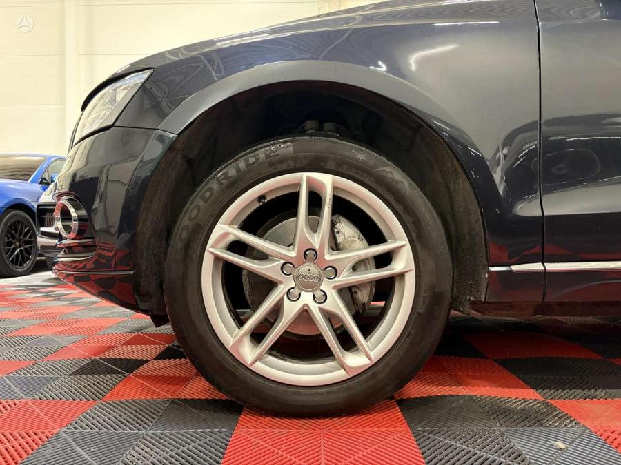 Blue Audi Q5 2017 in Vilnius, with an engine capacity of 1.98 L and mileage of 284 thousand km for 12490 €, photo 10 on AUTOMOTO.COM.LV