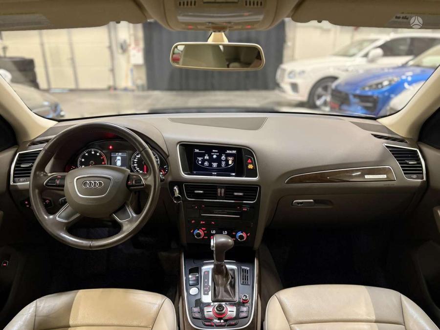 Blue Audi Q5 2017 in Vilnius, with an engine capacity of 1.98 L and mileage of 284 thousand km for 12490 €, photo 19 on AUTOMOTO.COM.LV
