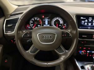 Blue Audi Q5 2017 in Vilnius, with an engine capacity of 1.98 L and mileage of 284 thousand km for 12490 €, photo 21 on AUTOMOTO.COM.LV