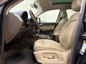 Blue Audi Q5 2017 in Vilnius, with an engine capacity of 1.98 L and mileage of 284 thousand km for 12490 €, photo 14 on AUTOMOTO.COM.LV