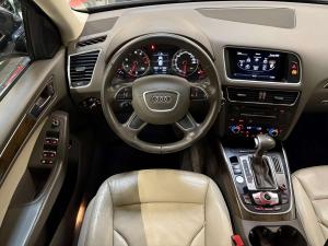 Blue Audi Q5 2017 in Vilnius, with an engine capacity of 1.98 L and mileage of 284 thousand km for 12490 €, photo 20 on AUTOMOTO.COM.LV