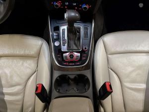Blue Audi Q5 2017 in Vilnius, with an engine capacity of 1.98 L and mileage of 284 thousand km for 12490 €, photo 23 on AUTOMOTO.COM.LV