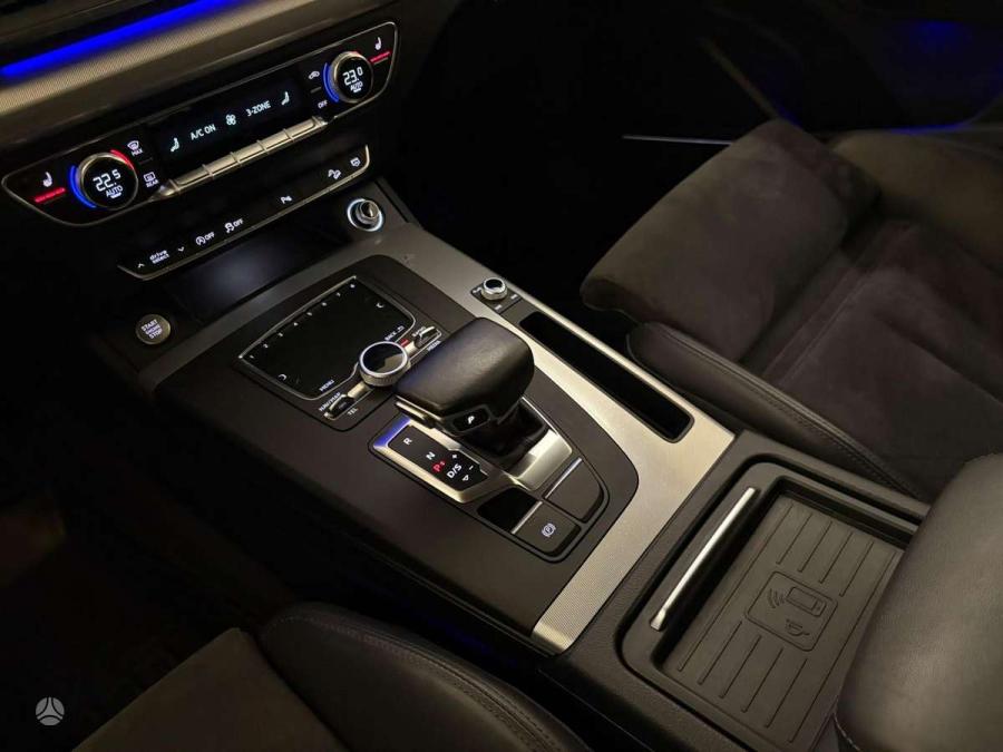 Zils Audi Q5 2017 Marijampole, ar dzinēja tilpumu 1.97 L un nobraukumu 283 tūkst. km par 19999 €, foto 6 vietnē AUTOMOTO.COM.LV