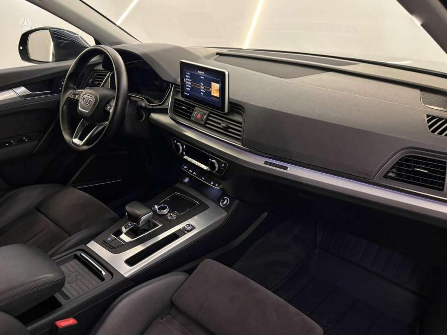 Zils Audi Q5 2017 Marijampole, ar dzinēja tilpumu 1.97 L un nobraukumu 283 tūkst. km par 19999 €, foto 20 vietnē AUTOMOTO.COM.LV
