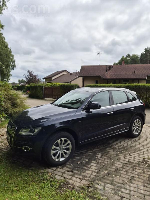 Zils Audi Q5 2017 Rīga, ar dzinēja tilpumu 2.00 L un nobraukumu 159 tūkst. km par 18500 €, foto 1 vietnē AUTOMOTO.COM.LV
