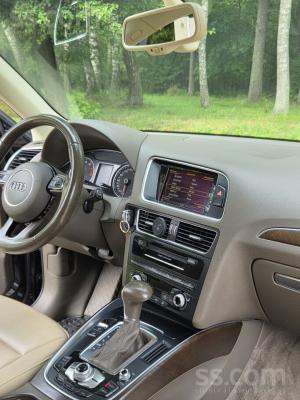 Zils Audi Q5 2017 Rīga, ar dzinēja tilpumu 2.00 L un nobraukumu 159 tūkst. km par 18500 €, foto 10 vietnē AUTOMOTO.COM.LV