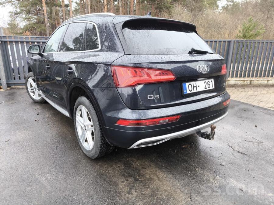 Blue Audi Q5 2017 in Jurmala, with an engine capacity of 2.00 L and mileage of 254 thousand km for 18500 €, photo 4 on AUTOMOTO.COM.LV