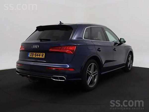 Blue Audi Q5 2018 in Riga, with an engine capacity of 3.00 L and mileage of 180 thousand km for 29850 €, photo 3 on AUTOMOTO.COM.LV