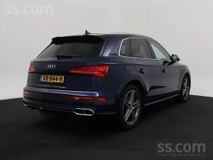 Blue Audi Q5 2018 in Riga, with an engine capacity of 3.00 L and mileage of 180 thousand km for 29850 €, photo 3 on AUTOMOTO.COM.LV