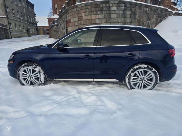 Zils Audi Q5 2018 Kauņa, ar dzinēja tilpumu 1.98 L un nobraukumu 255 tūkst. km par 23900 €, foto 8 vietnē AUTOMOTO.COM.LV