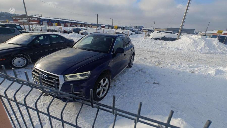 Zils Audi Q5 2018 Viļņa, ar dzinēja tilpumu 2.00 L un nobraukumu 160 tūkst. km par 20500 €, foto 1 vietnē AUTOMOTO.COM.LV