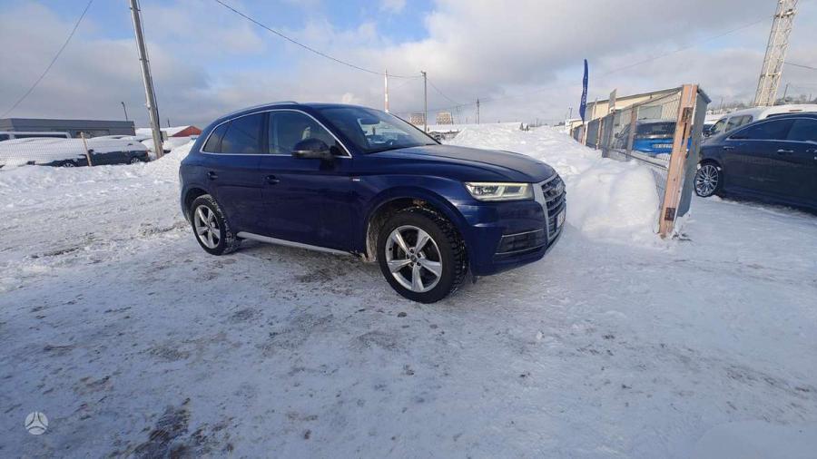 Zils Audi Q5 2018 Viļņa, ar dzinēja tilpumu 2.00 L un nobraukumu 160 tūkst. km par 20500 €, foto 2 vietnē AUTOMOTO.COM.LV