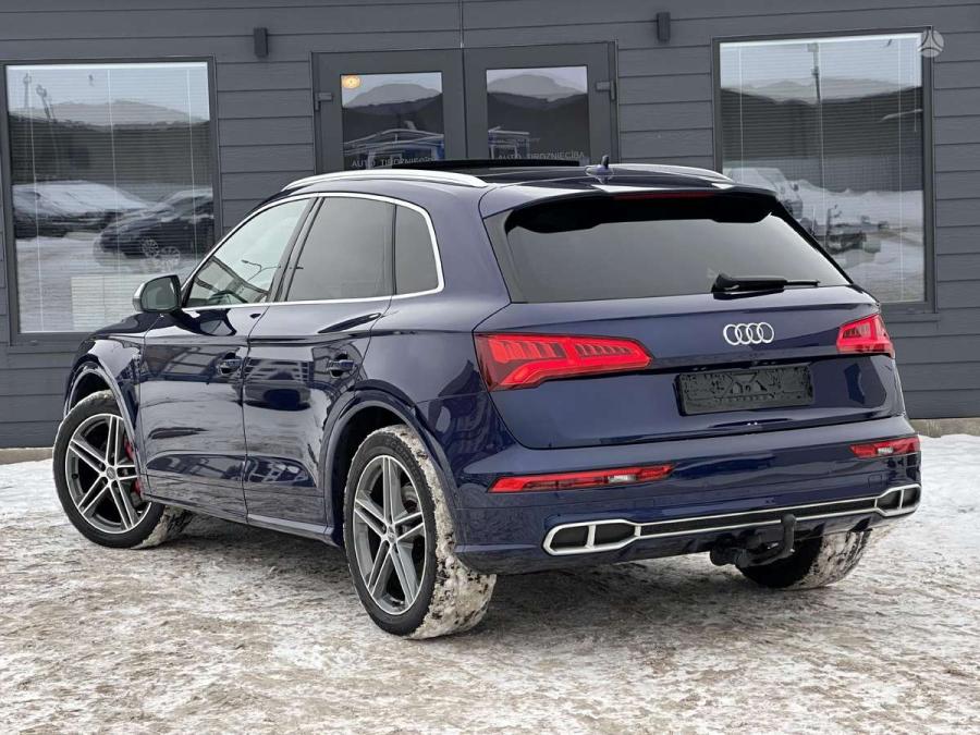 Zils Audi Q5 2018 Šauļi, ar dzinēja tilpumu 3.00 L un nobraukumu 180 tūkst. km par 28500 €, foto 2 vietnē AUTOMOTO.COM.LV