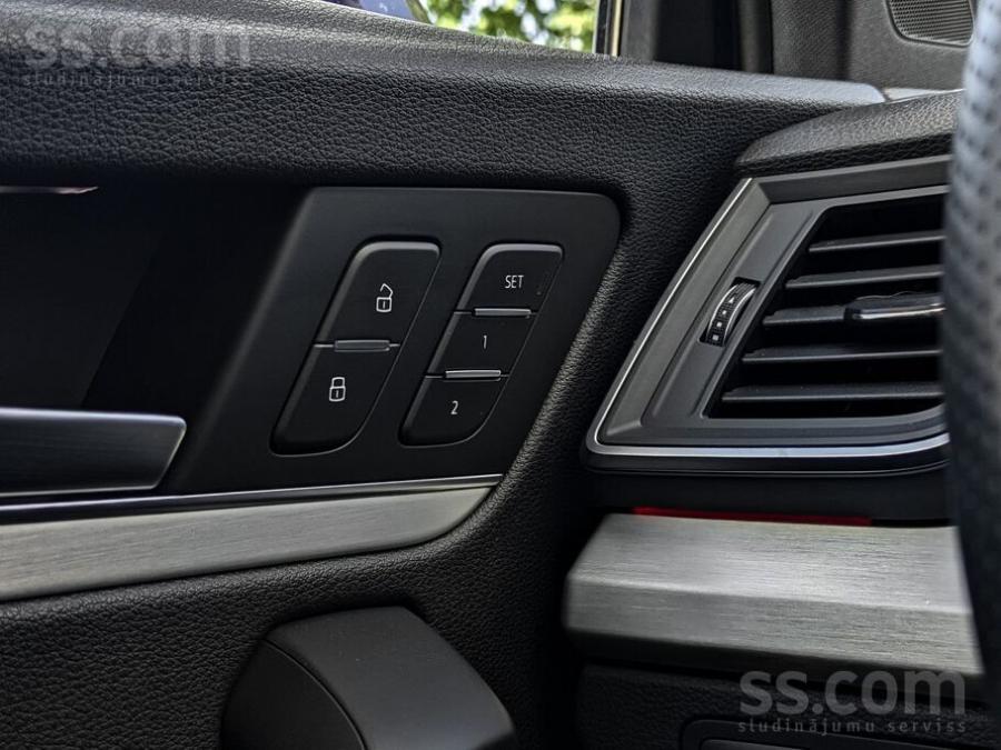 Zils Audi Q5 2018 Tukums, ar dzinēja tilpumu 3.00 L un nobraukumu 246 tūkst. km par 25990 €, foto 25 vietnē AUTOMOTO.COM.LV