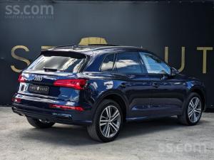 Zils Audi Q5 2018 Tukums, ar dzinēja tilpumu 3.00 L un nobraukumu 246 tūkst. km par 25990 €, foto 36 vietnē AUTOMOTO.COM.LV