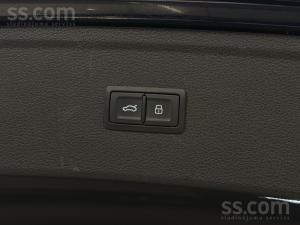 Zils Audi Q5 2018 Rīga, ar dzinēja tilpumu 3.00 L un nobraukumu 144 tūkst. km par 27990 €, foto 9 vietnē AUTOMOTO.COM.LV