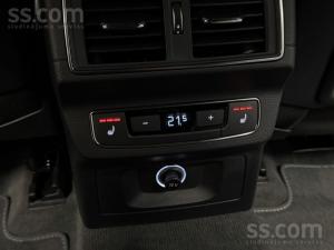 Zils Audi Q5 2018 Rīga, ar dzinēja tilpumu 3.00 L un nobraukumu 144 tūkst. km par 27990 €, foto 34 vietnē AUTOMOTO.COM.LV