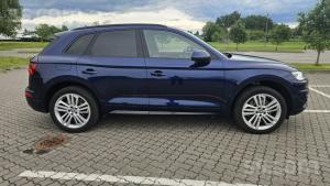 Blue Audi Q5 2018 in Riga, with an engine capacity of 2.00 L and mileage of 0 thousand km for 21950 €, photo 5 on AUTOMOTO.COM.LV