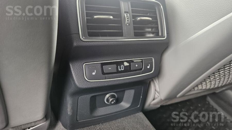 Blue Audi Q5 2018 in Riga, with an engine capacity of 2.00 L and mileage of 0 thousand km for 21950 €, photo 11 on AUTOMOTO.COM.LV