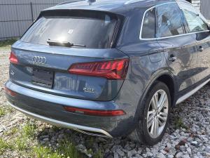 Blue Audi Q5 2018 in Kaunas, with an engine capacity of 2.00 L and mileage of 160 thousand km for 7900 €, photo 4 on AUTOMOTO.COM.LV