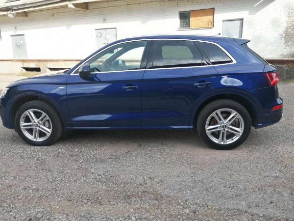 Zils Audi Q5 2018 Utena, ar dzinēja tilpumu 2.00 L un nobraukumu 275 tūkst. km par 20900 €, foto 3 vietnē AUTOMOTO.COM.LV