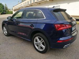 Blue Audi Q5 2018 in Utena, with an engine capacity of 2.00 L and mileage of 275 thousand km for 20900 €, photo 9 on AUTOMOTO.COM.LV