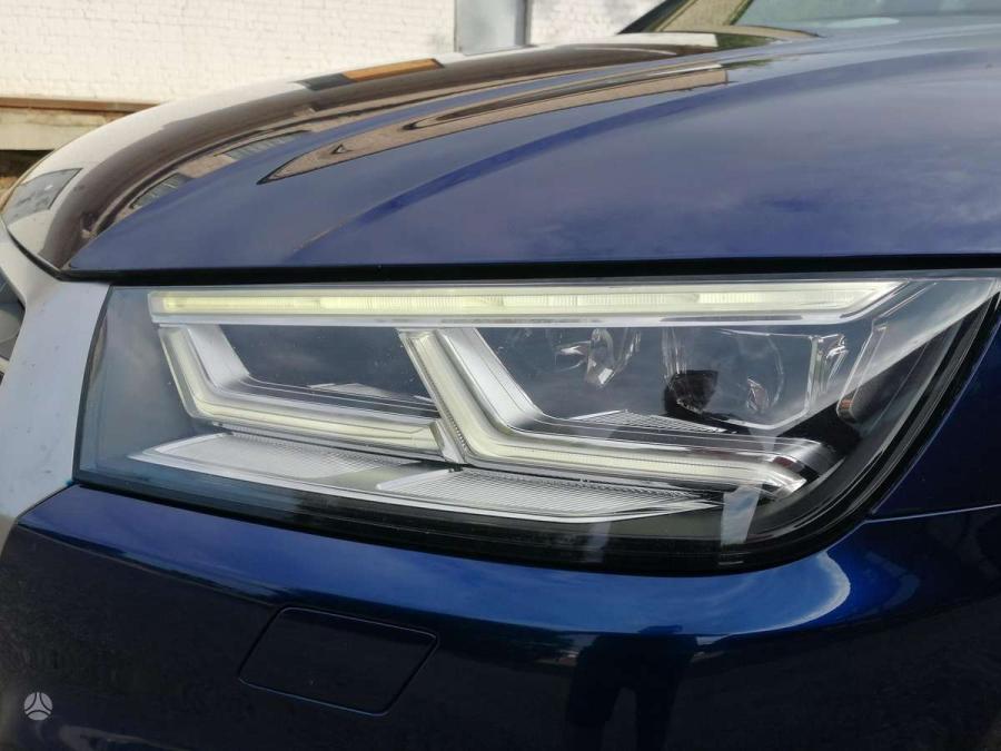 Blue Audi Q5 2018 in Utena, with an engine capacity of 2.00 L and mileage of 275 thousand km for 20900 €, photo 11 on AUTOMOTO.COM.LV